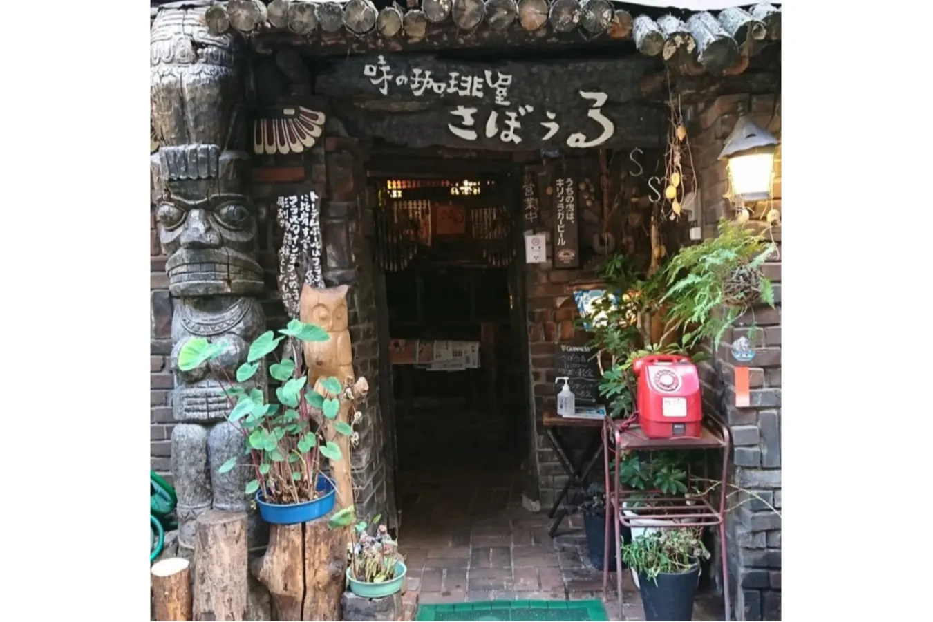 【神保町デート】注目スポット10選！喫茶店やカレーの名店、名画座など