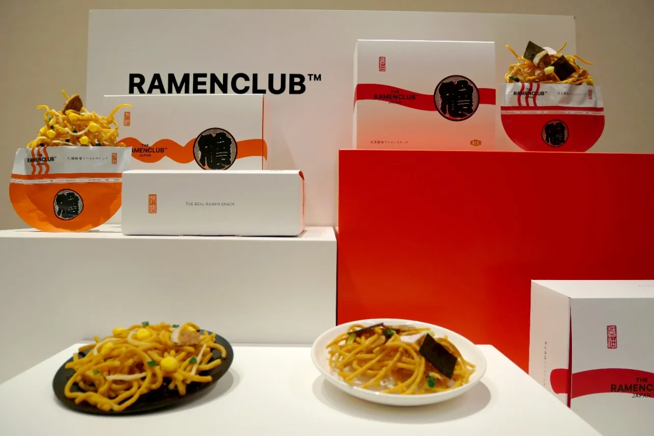 進化系スナック「RAMEN CLUB」の直営店舗が東京駅構内にオープン