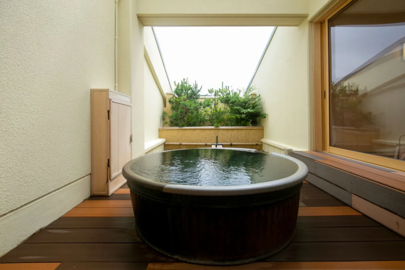 カップルで楽しむ「貸切個室風呂」！箱根日帰り温泉5選