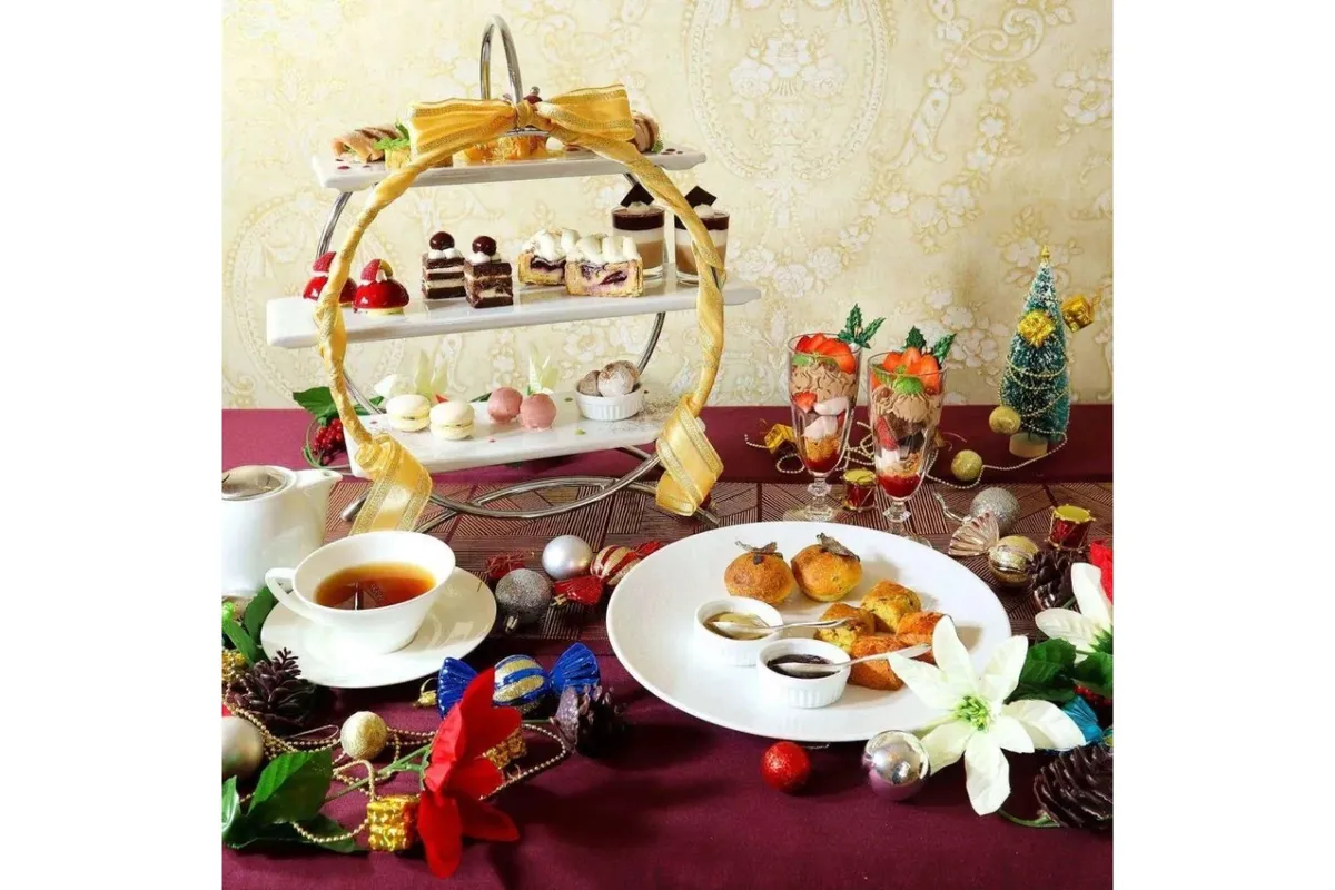 栗と葡萄のフレンチアフタヌーンティーwith HARNEY and SONS【SUD Terrace＆Bar】