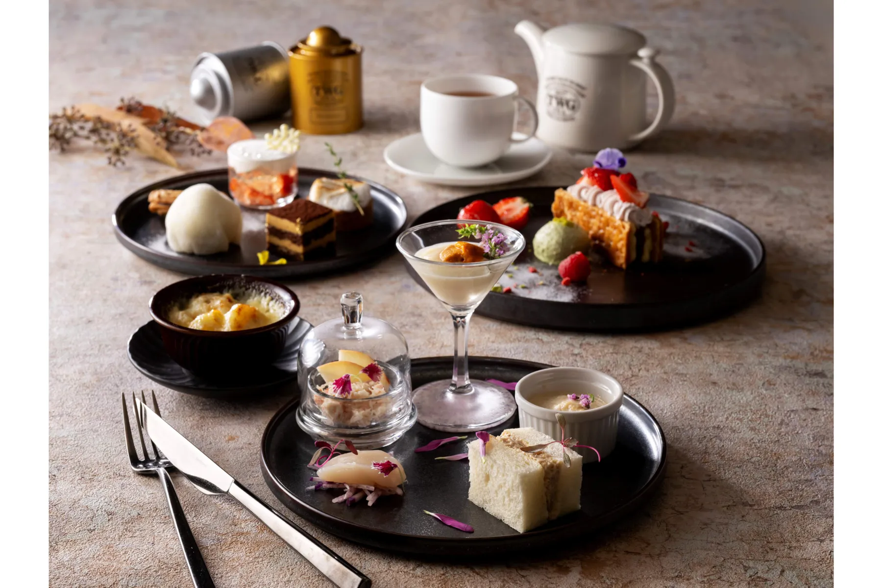 Larboard Afternoon Tea ～Solstice～【インターコンチネンタル横浜Pier 8】