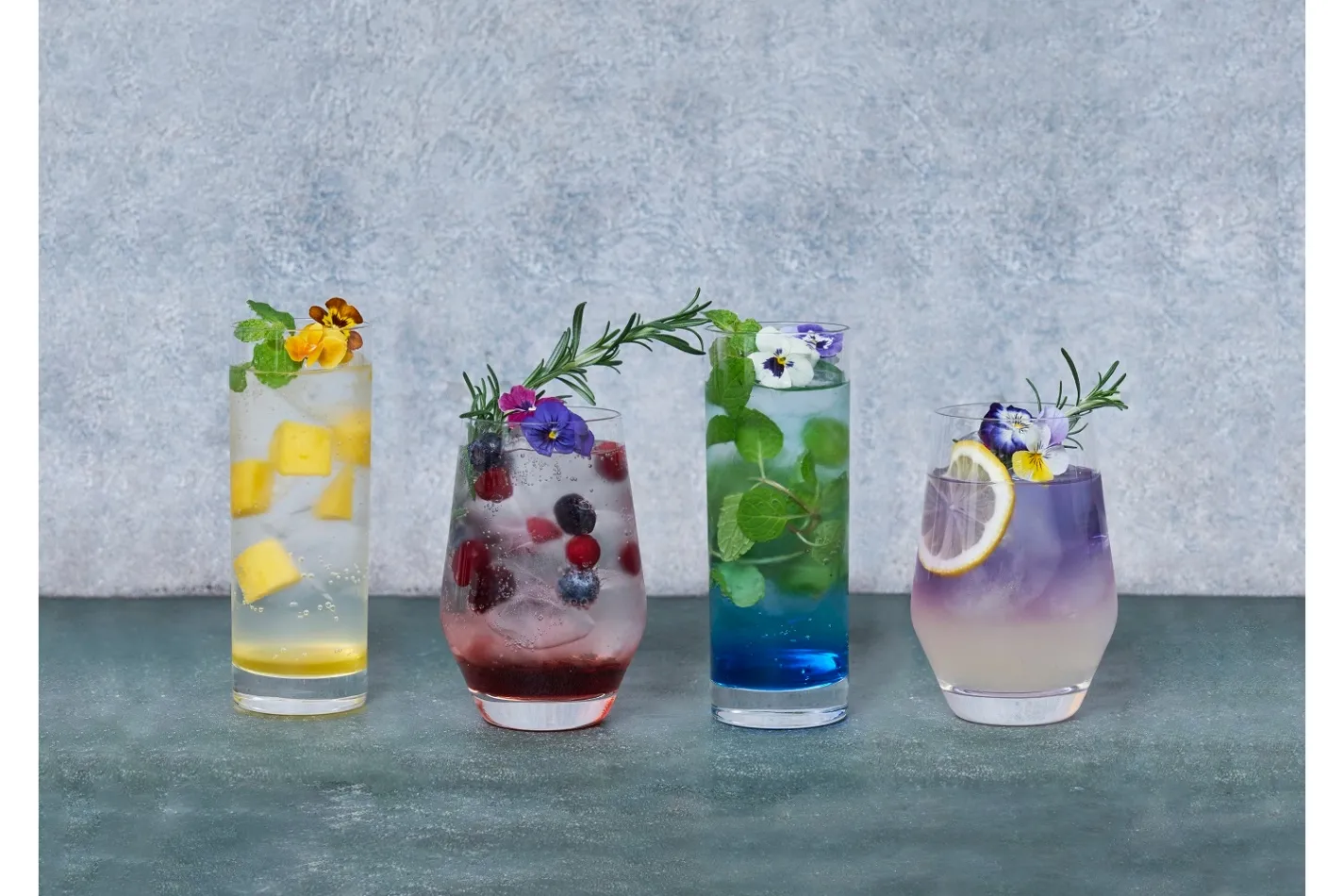 ICONIC STAGE marunouchi｜レッツエンジョイ東京