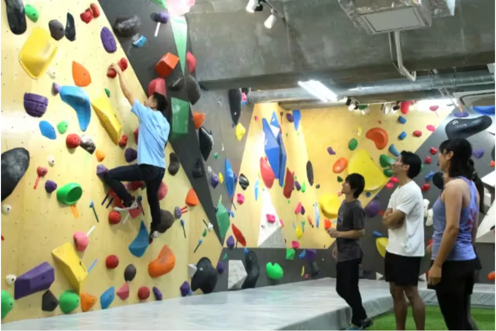 Urban Base Camp 新宿