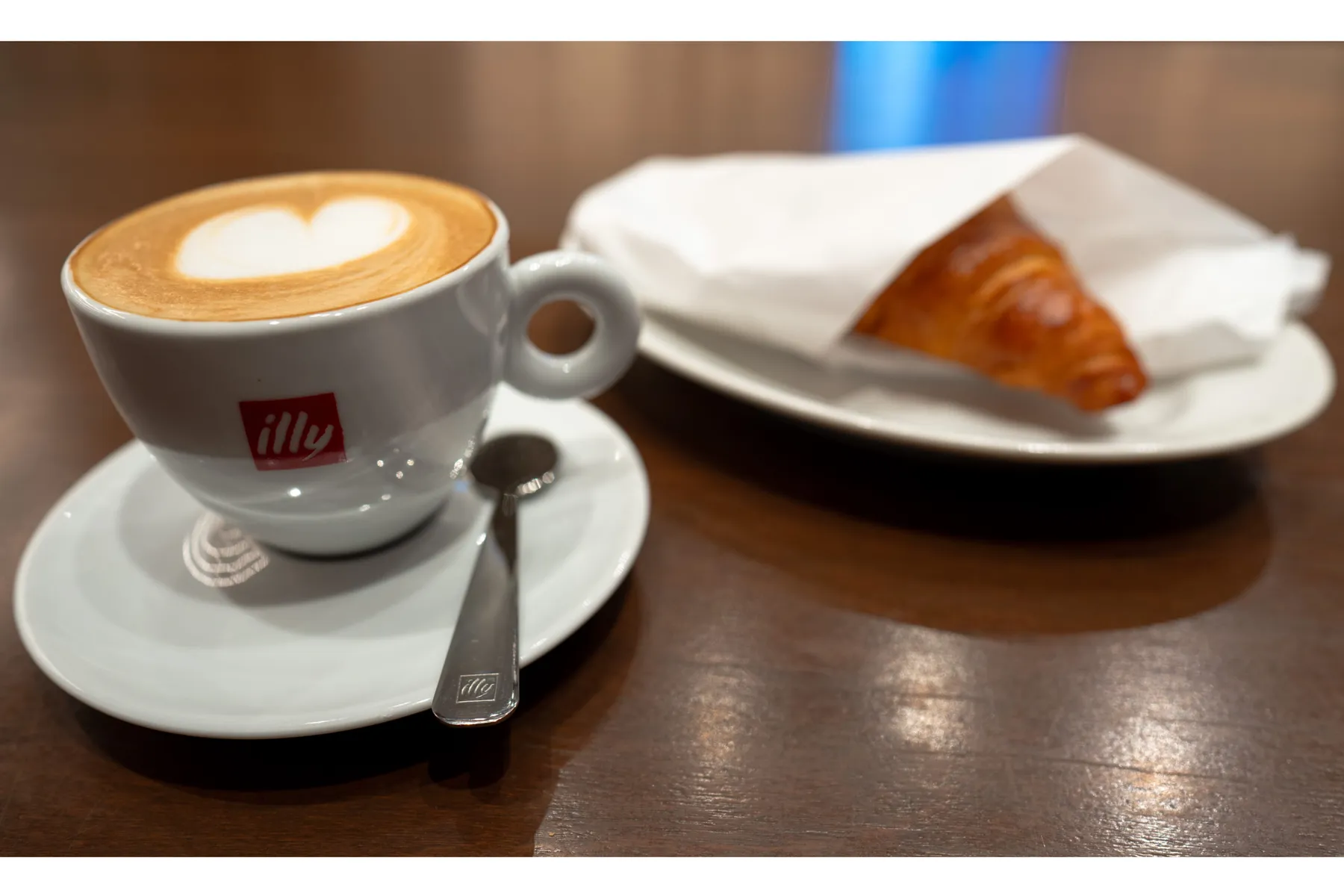 illy CAFFE 有楽町イトシア店