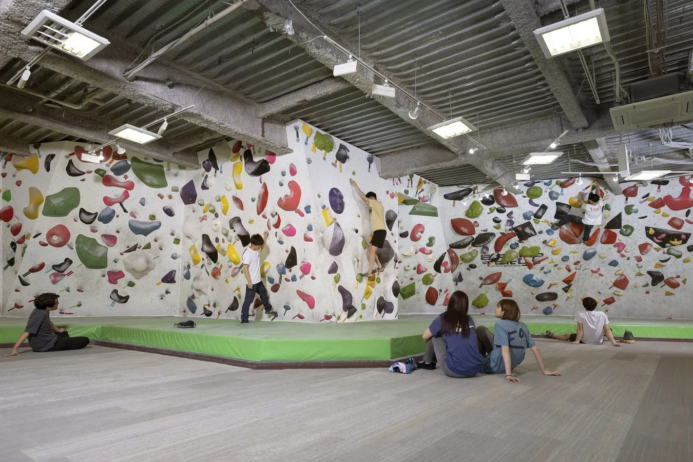 B-PUMP TOKYO 秋葉原店