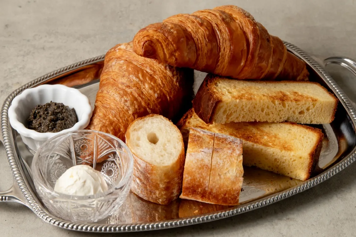 TOOTH TOOTH BISTRO&CAFE