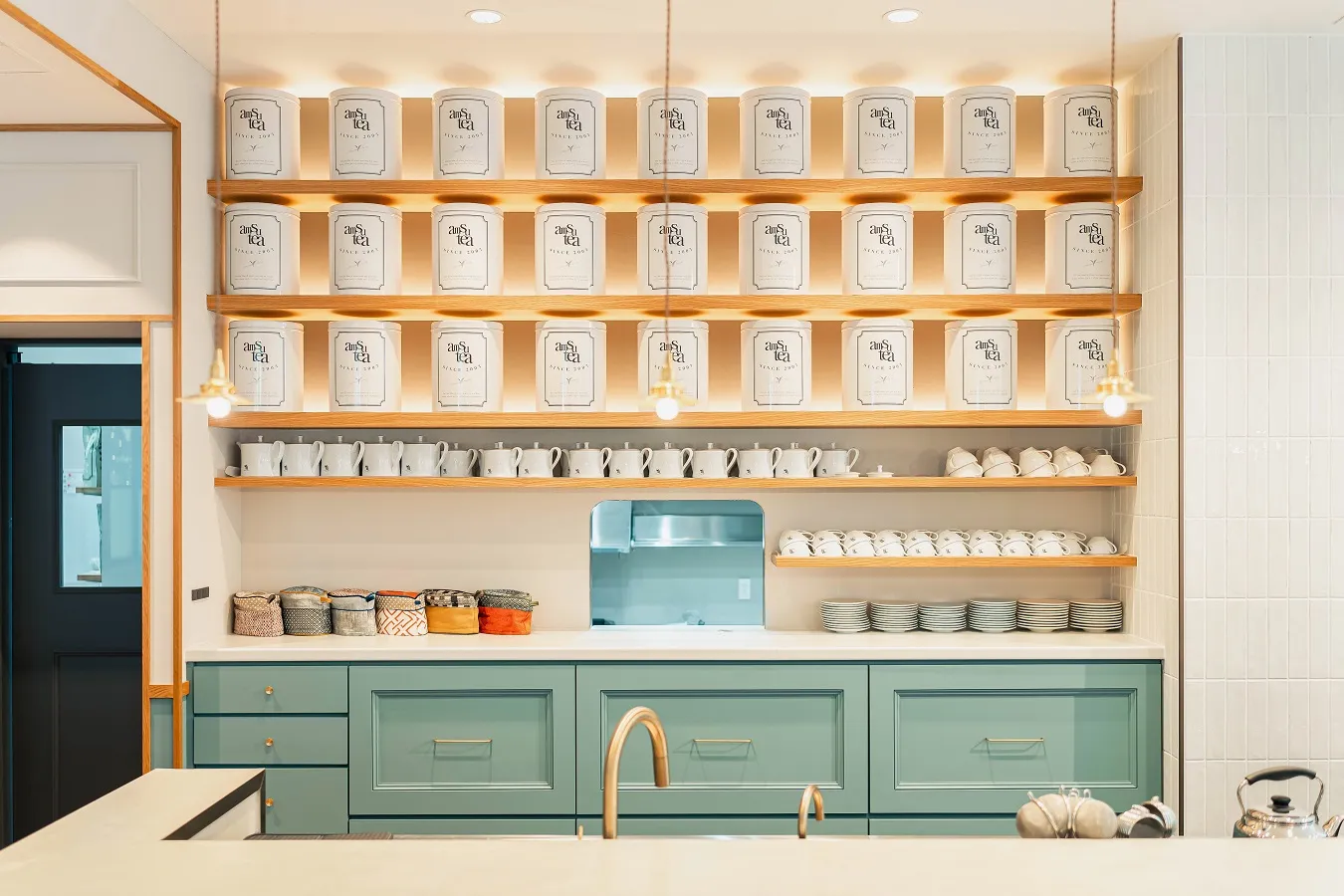 amsu tea house TOKYO